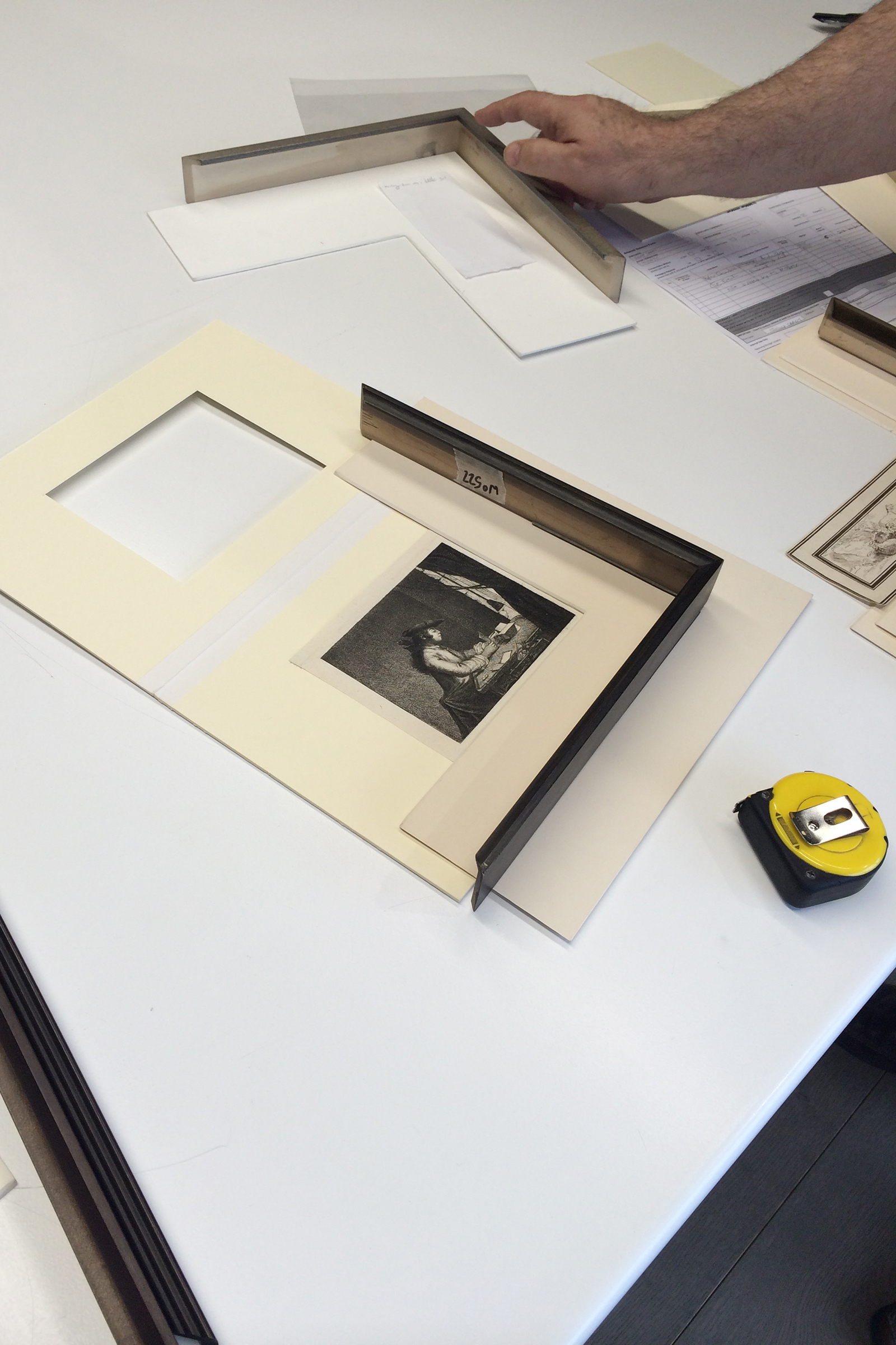 How to choose the right frame for your picture | Christie's