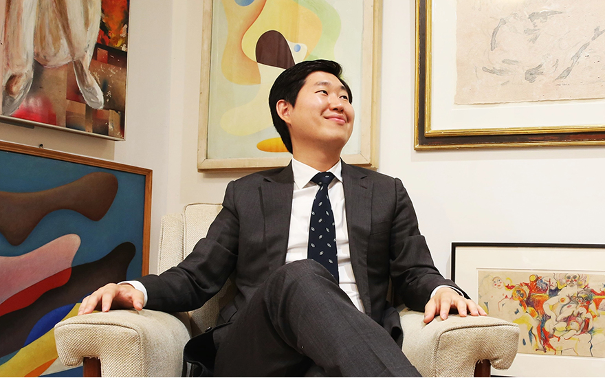 Collecting stories: gallerist Hong Gyu Shin | Christie's