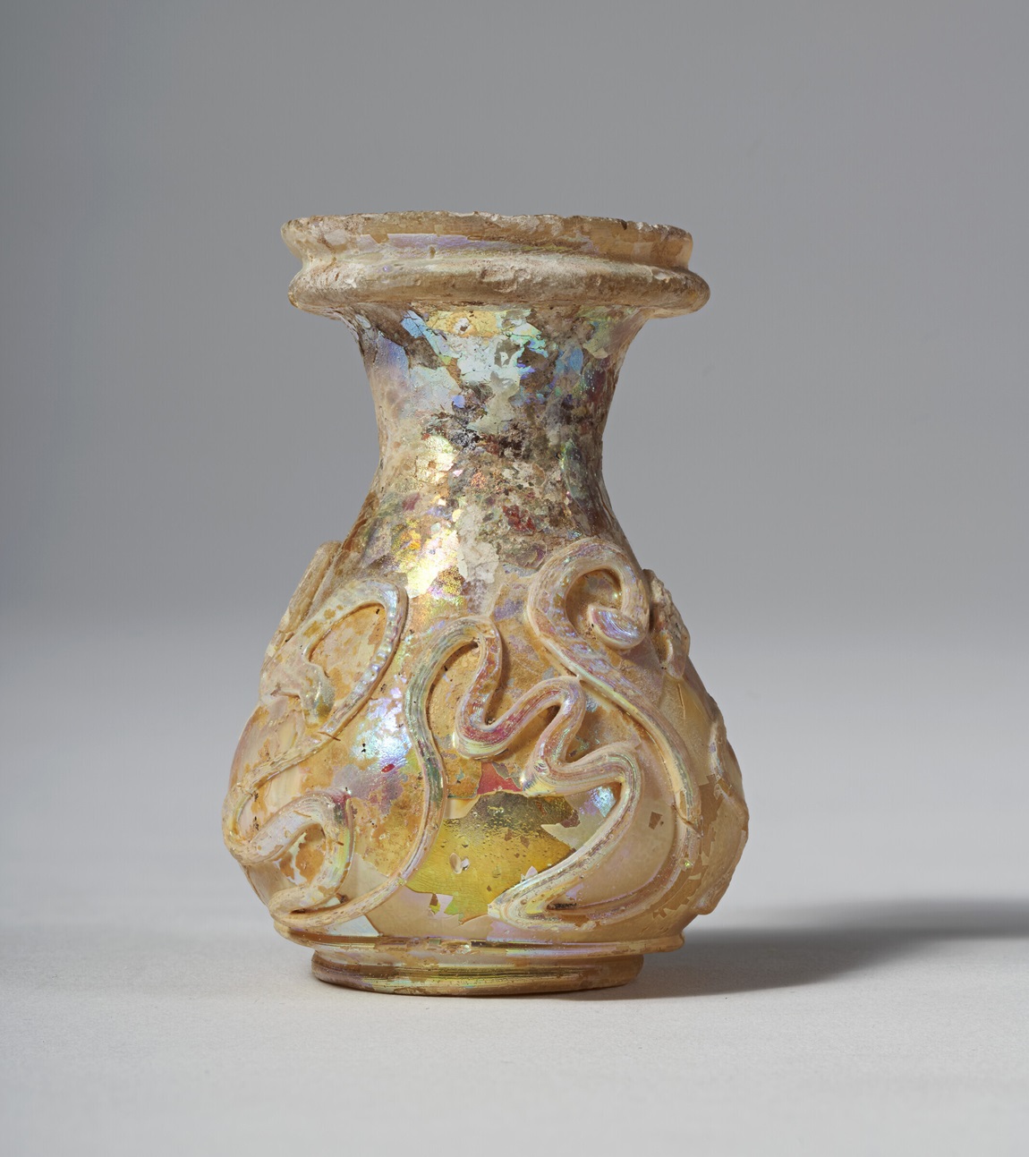Collecting guide: Roman glass from antiquity | Christie's