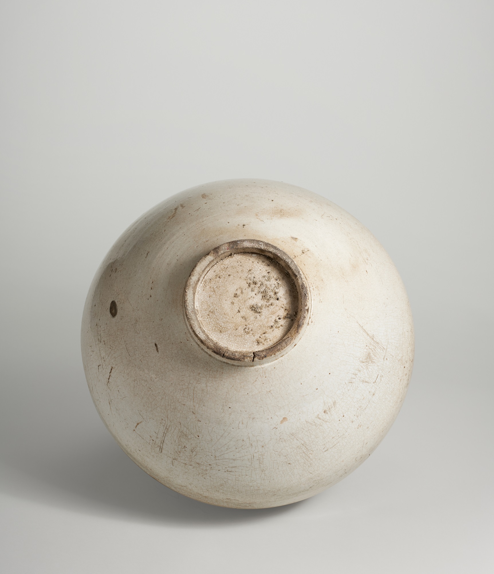 A mysterious and delicate beauty: Korean moon jars | Christie's