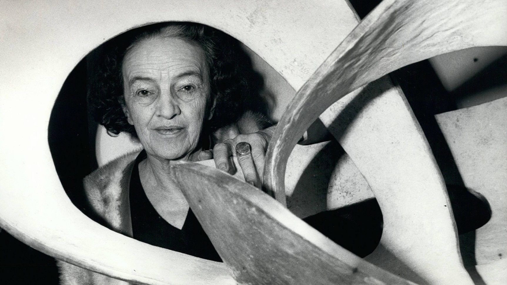 Christies - A guide to British artist Barbara Hepworth's sensuous ...