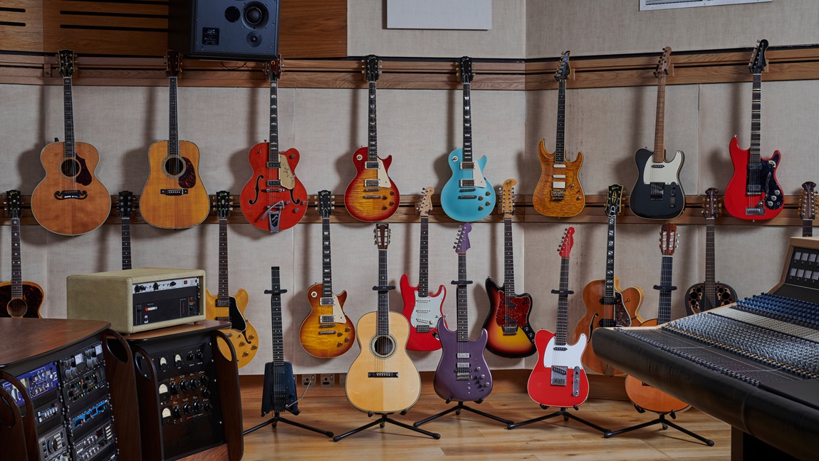 Christies - Highlights from The Mark Knopfler Guitar Collection