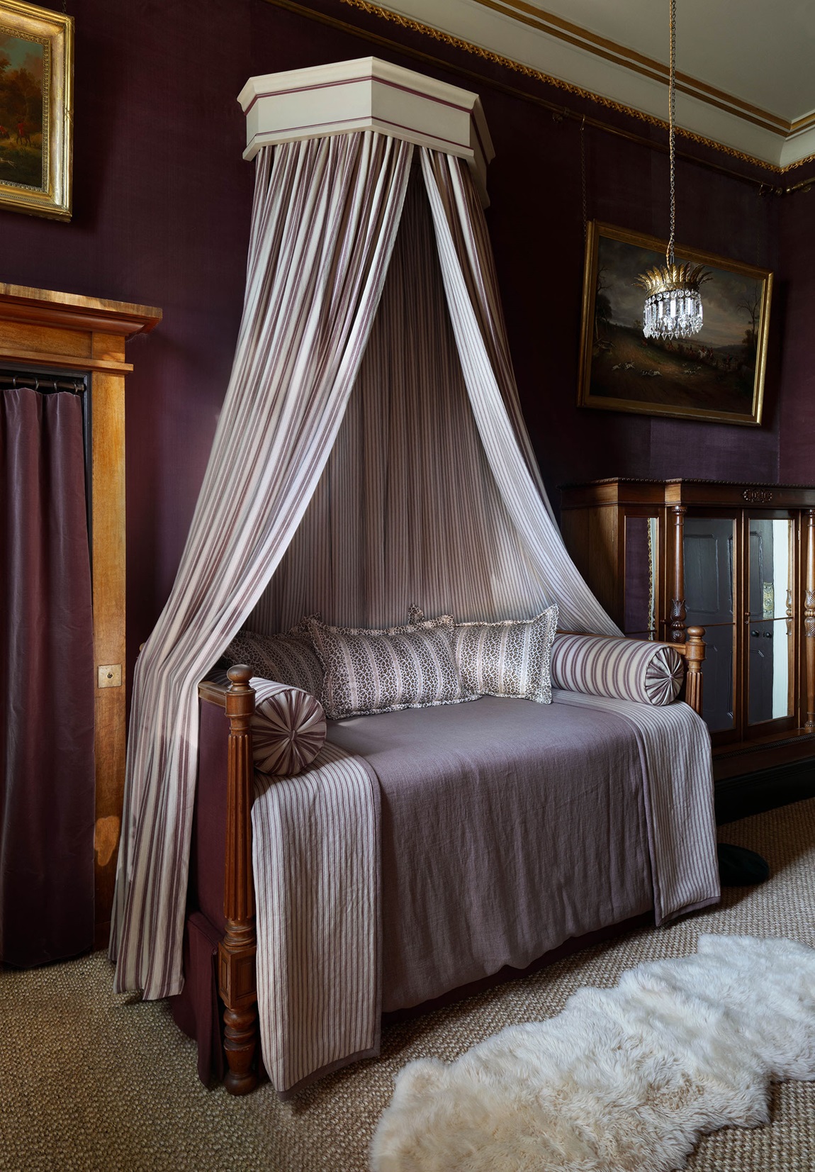 The history of interior designers Sibyl Colefax & John Fowler