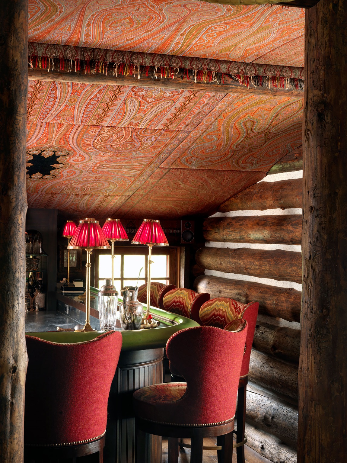 The history of interior designers Sibyl Colefax & John Fowler