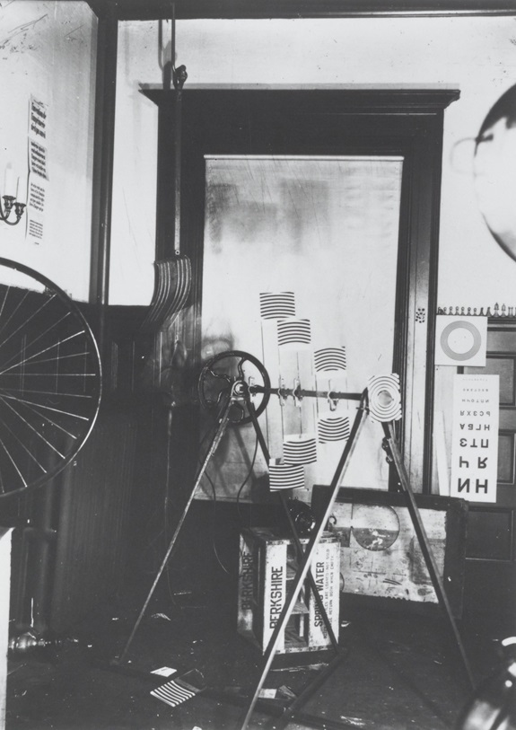 Marcel Duchamp's readymade: "In Advance of the Broken Arm"