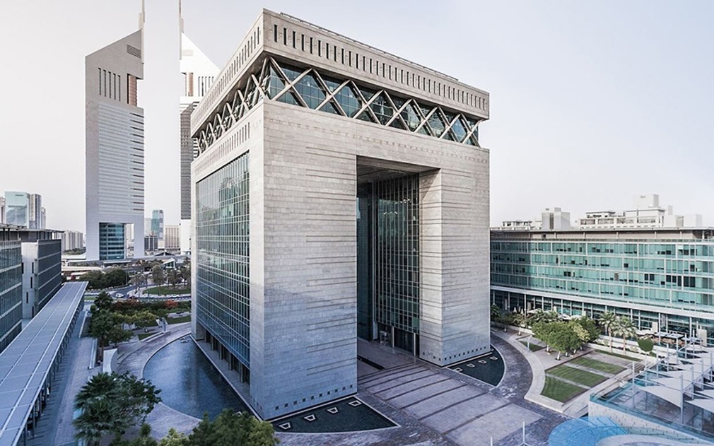 Leonard & Louise Riggio: Collected Works | Christie’s