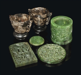 A SELECTION OF FIVE CHINESE JADE CARVINGS , 19TH AND 20TH CENTURY ...