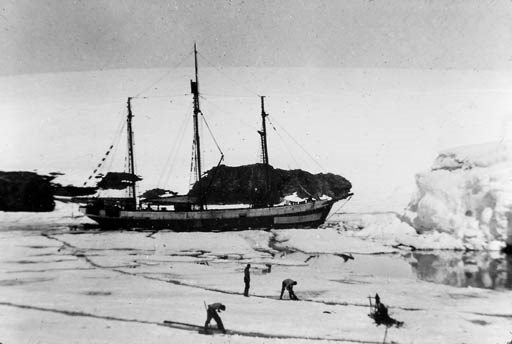 THE BRITISH GRAHAM LAND EXPEDITION, 1934-37