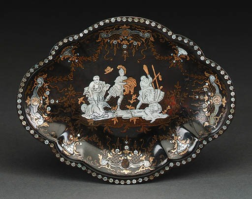 AN ITALIAN TORTOISESHELL GOLD AND MOTHER-OF-PEARL INLAID PIQUE DISH ...