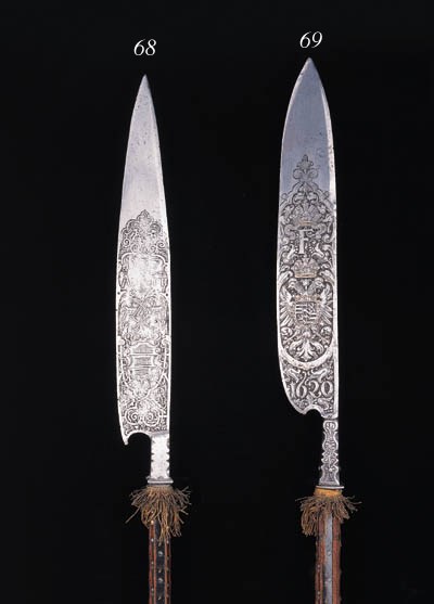 A GERMAN STATE GLAIVE (KUSE) OF THE BODYGUARD OF THE EMPEROR FERDINAND ...