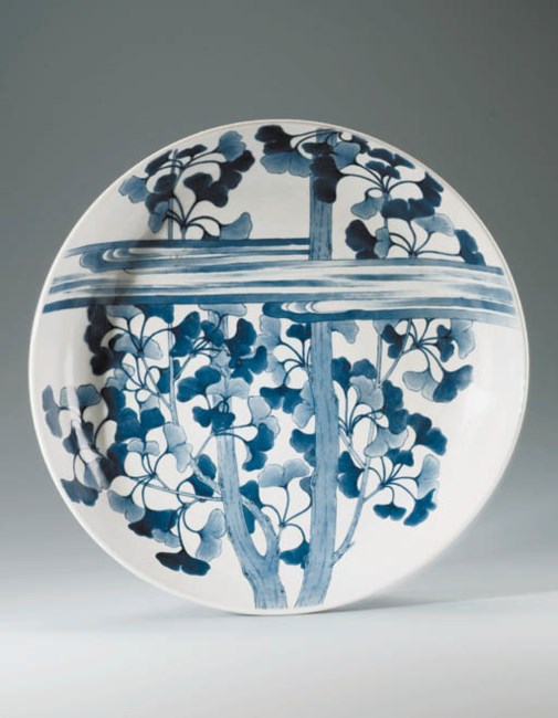 A Nabeshima dish , EDO PERIOD (18TH/19TH CENTURY) | Christie's