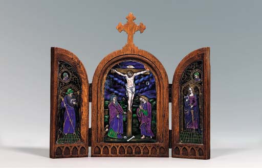AN ENAMEL TRIPTYCH DEPICTING THE CRUCIFIXION