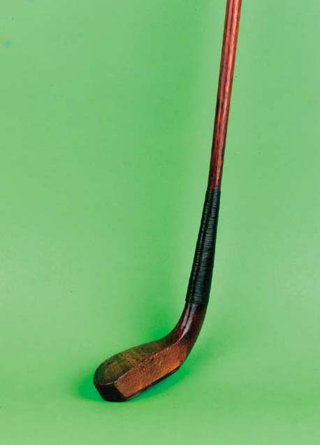 A SCARED-HEAD LONG-NOSED PUTTER BY TOM MORRIS