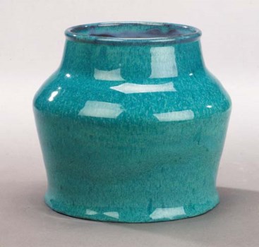 A Persian blue vase | Christie's