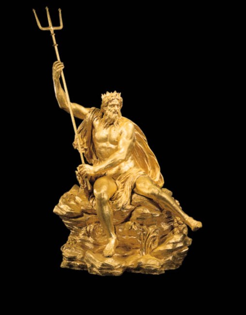 SCULPTURE REPRESENTANT LE DIEU NEPTUNE ASSIS SUR DES ROCHERS , DANS LE ...
