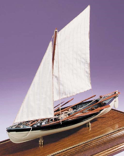 A well detailed and presented fully planked and rigged display model of ...