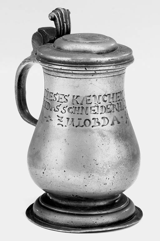 A German pewter tankard, late 17th century