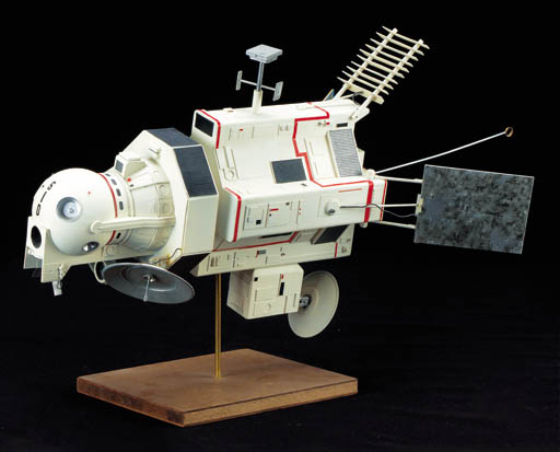 A modern replica model of UFO 'Space Intruder Detector'