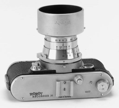 Robot Recorder 36 no. 190177 | Christie's