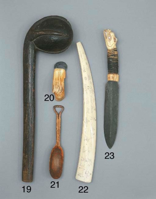 AN INUIT IVORY SCRAPER | Christie's