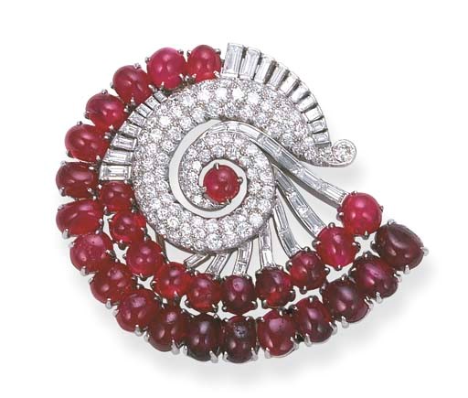 AN ART DECO RUBY AND DIAMOND BROOCH | Christie's