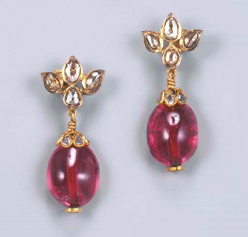 AN ATTRACTIVE PAIR OF SPINEL BEAD AND DIAMOND PENDANT EARRINGS