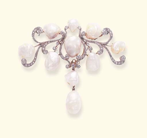 A BELLE EPOQUE FRESHWATER PEARL AND DIAMOND PENDANT BROOCH | Christie's