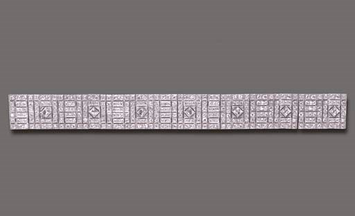 AN ART DECO DIAMOND BRACELET | Christie's