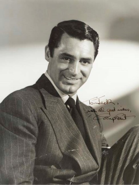 CARY GRANT SIGNED PHOTOGRAPH