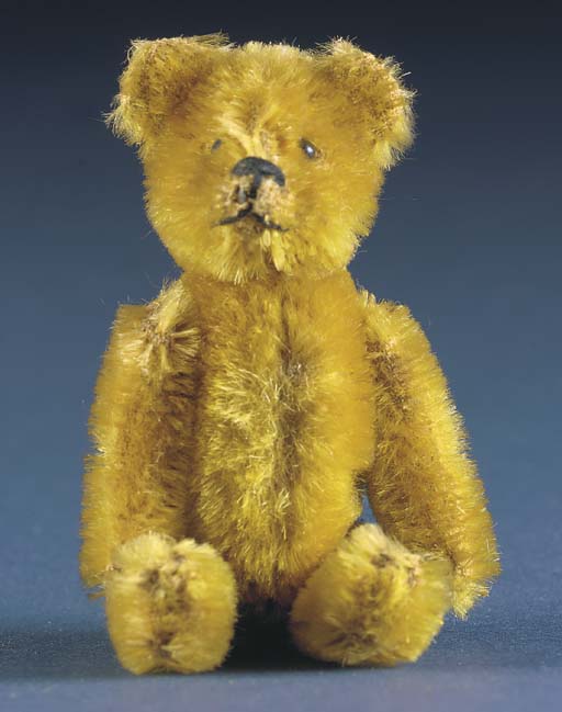 A Schuco teddy bear compact