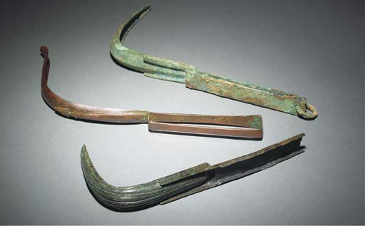 A ROMAN BRONZE STRIGIL , CIRCA 1ST CENTURY A.D. | Christie's