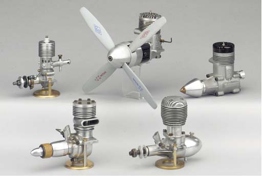 A single cylinder S.T. G24 glow plug engine,