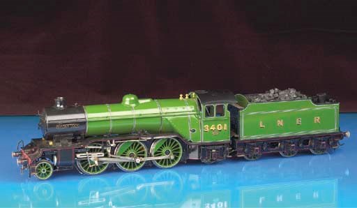 Scratch-built 0 Gauge two-rail electric LNER 'Bantam Cock' class V4 2-6 ...
