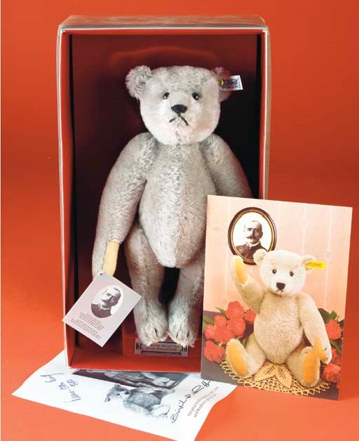 A Steiff replica Richard Steiff teddy bear | Christie's