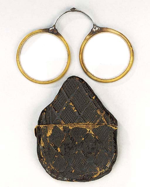 A pair of early 18th-century folding nose spectacles, | Christie's