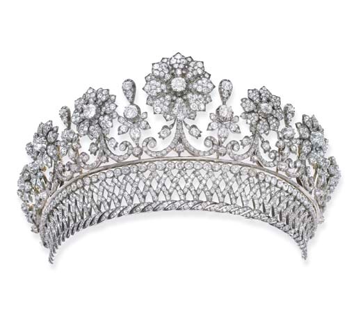 AN ANTIQUE DIAMOND TIARA, BY KOCHERT | Christie's
