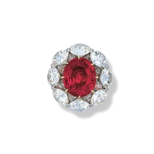 A SUPERB RUBY AND DIAMOND RING, BY ETCETERA | Christie's