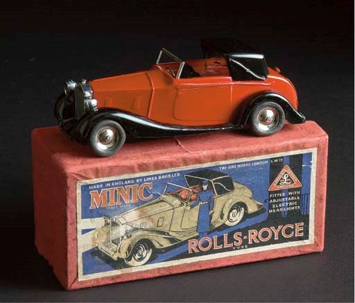 A Triang Minic pre-war red and black 50ME Rolls-Royce Sedanca | Christie's