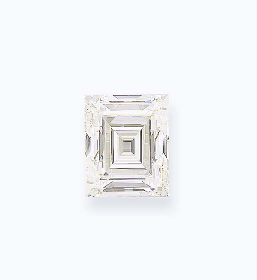 AN IMPRESSIVE UNMOUNTED RECTANGULAR-SHAPED DIAMOND