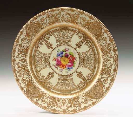 A SET OF TWELVE ROYAL WORCESTER PORCELAIN PLATES, , PUCE PRINTED MARKS ...