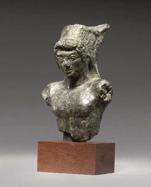 A EUROPEAN NEOLITHIC POTTERY STEATOPYGOUS IDOL , CIRCA 5TH MILLENNIUM B ...