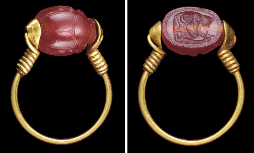 AN EAST GREEK GOLD AND CARNELIAN SCARAB FINGER RING , ARCHAIC PERIOD ...