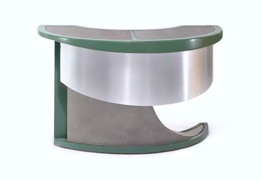 CAPTAIN JANEWAY'S READY ROOM DESK | Christie's