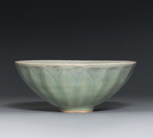 A LONGQUAN CELADON PETAL-CARVED SHALLOW BOWL , SOUTHERN SONG DYNASTY ...