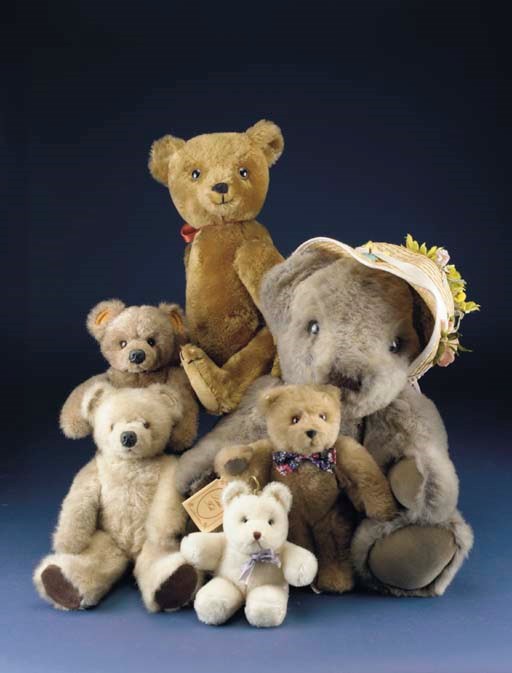 Various modern bears from the Teddy Bears' picnic | Christie's
