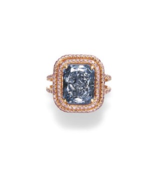AN EXTREMELY RARE COLORED DIAMOND RING | Christie's