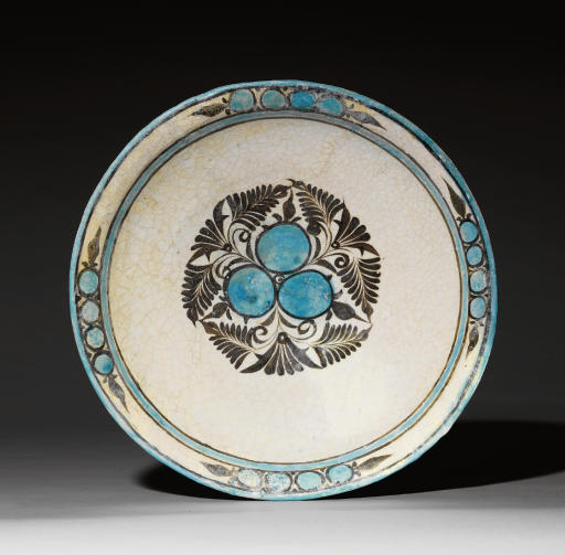 A TIMURID BLUE AND WHITE POTTERY DISH , IRAN, PROBABLY TABRIZ, 15TH ...
