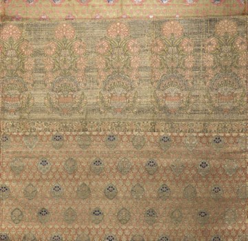 A SAFAVID SILK AND METAL THREAD BROCADE SASH , IRAN, LATE 17TH/EARLY ...