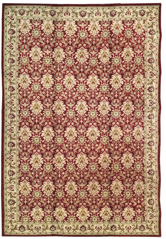 A FINE EUROPEAN CARPET, PROBABLY SPAIN , FIRST HALF 20TH CENTURY ...