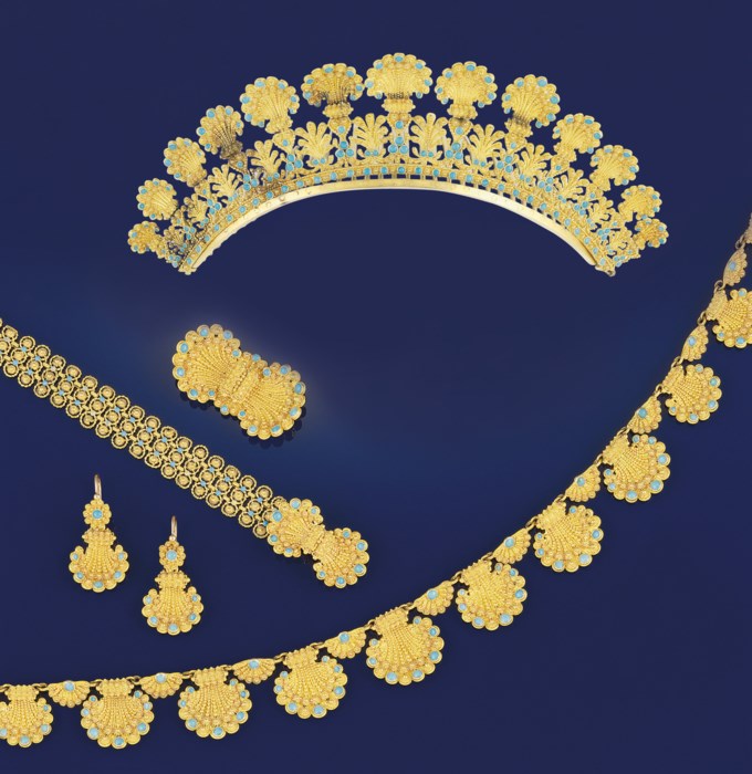 A suite of early 19th century gold and turquoise jewellery | Christie's